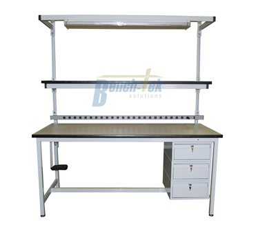 Modular Workbenches with Unistrut Uprights | Bench-Tek Solutions